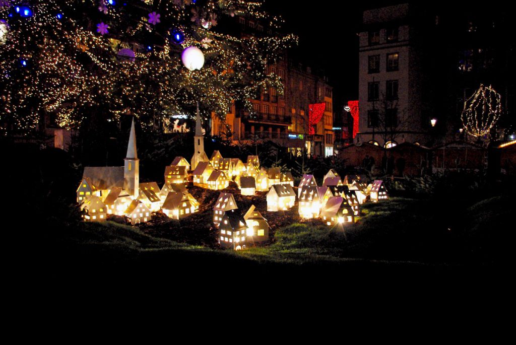 Le Guide-Découverte du Marché de Noël de Strasbourg - Mon Grand Est