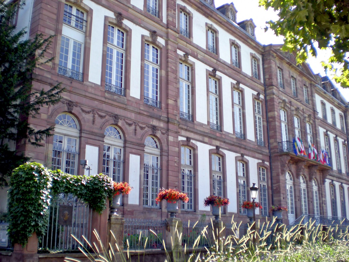 Découvrir la place Broglie à Strasbourg - Mon Grand Est