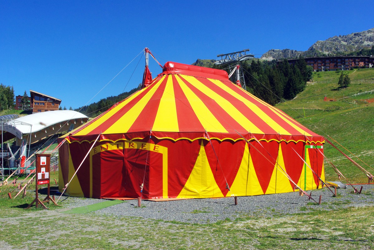 Arc 1800 Circus © French Moments - Mon Grand Est