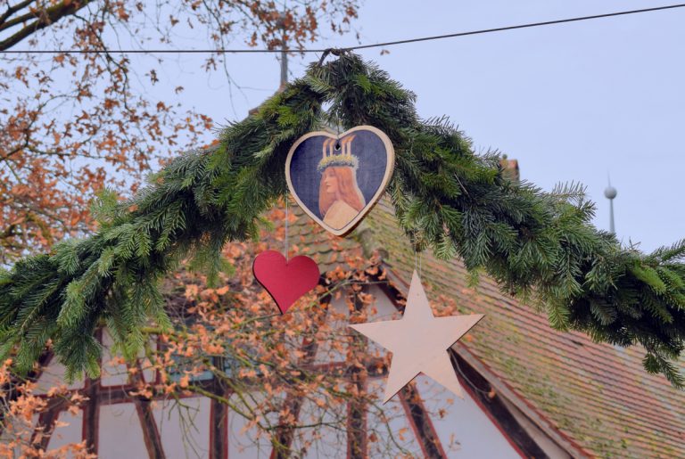 Christkindel en Alsace et Christkind en Allemagne : Qui sont-ils ...