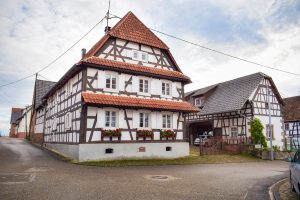 Découvrez Hunspach, le Village Préféré des Français - Mon Grand Est