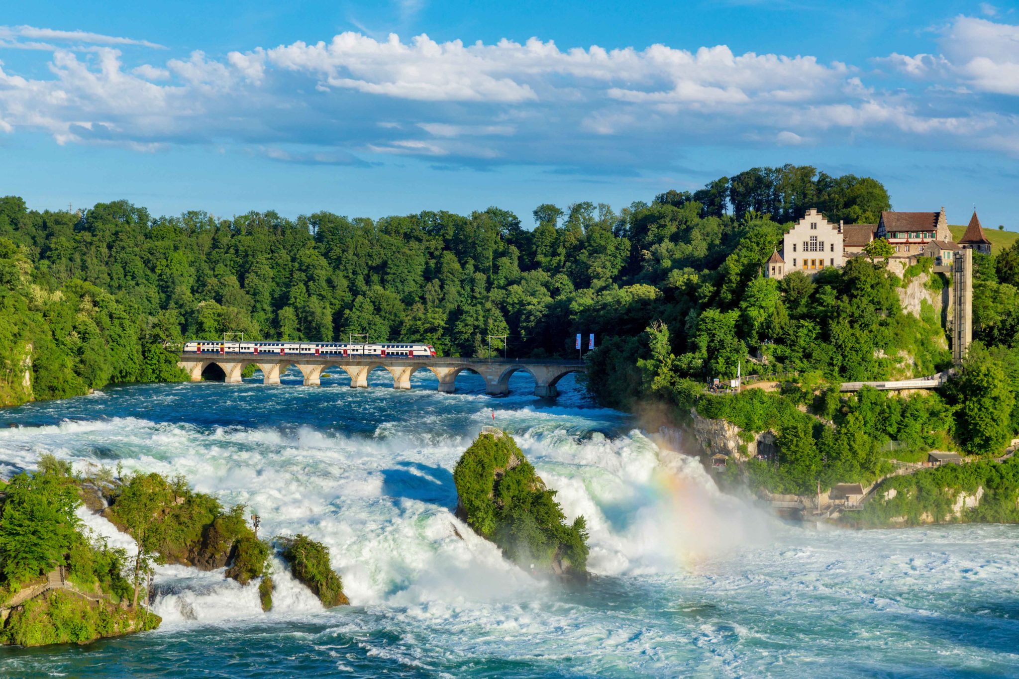Les Chutes du Rhin : Un Site Naturel Spectaculaire - Mon Grand Est