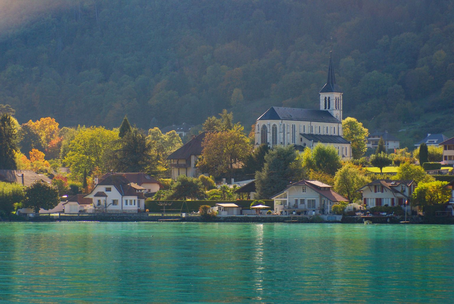Découverte du Lac d’Annecy – 20 lieux qui vont vous émerveiller - Mon ...
